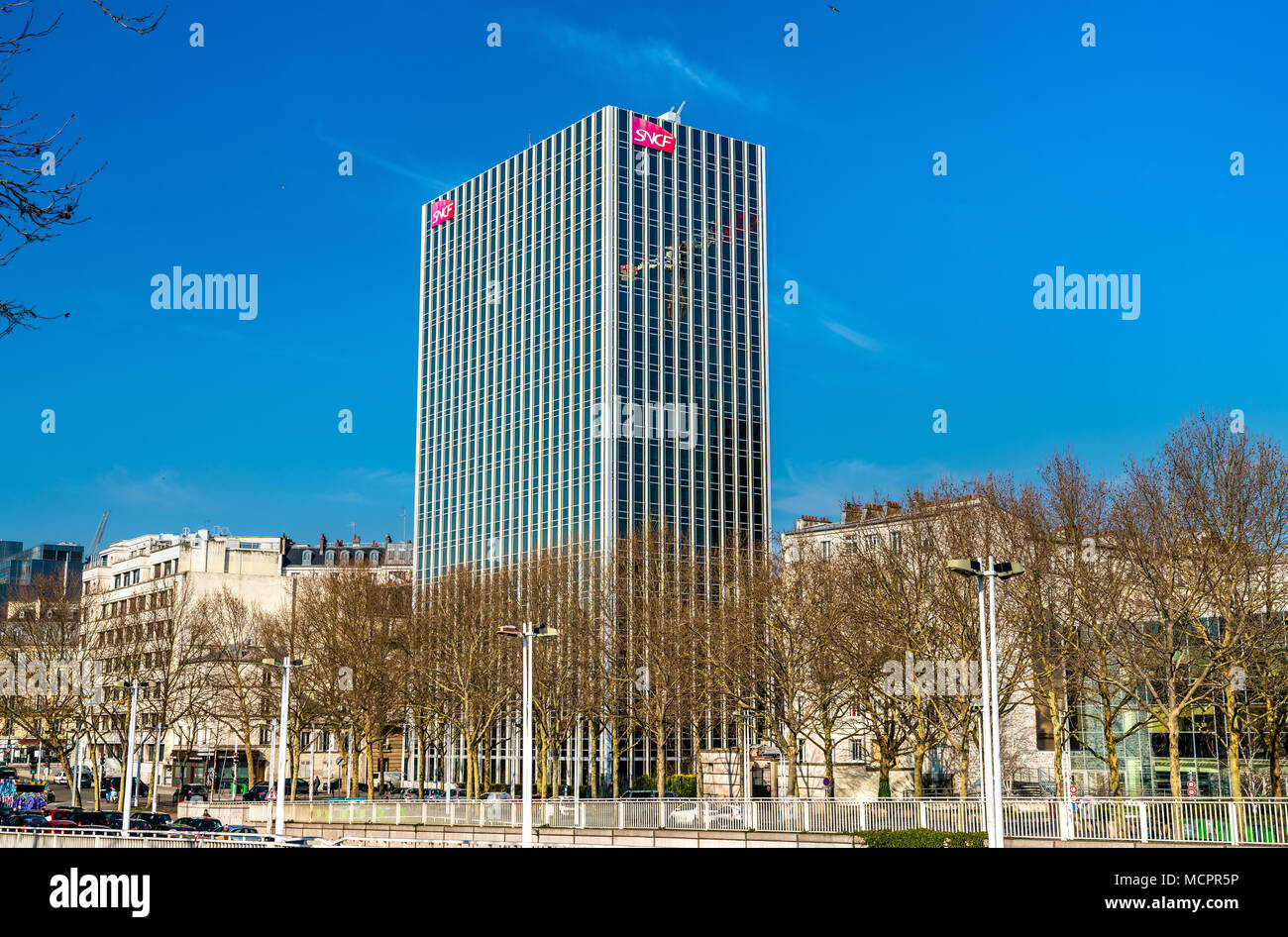 Sncf headquarters hi-res stock photography and images - Alamy