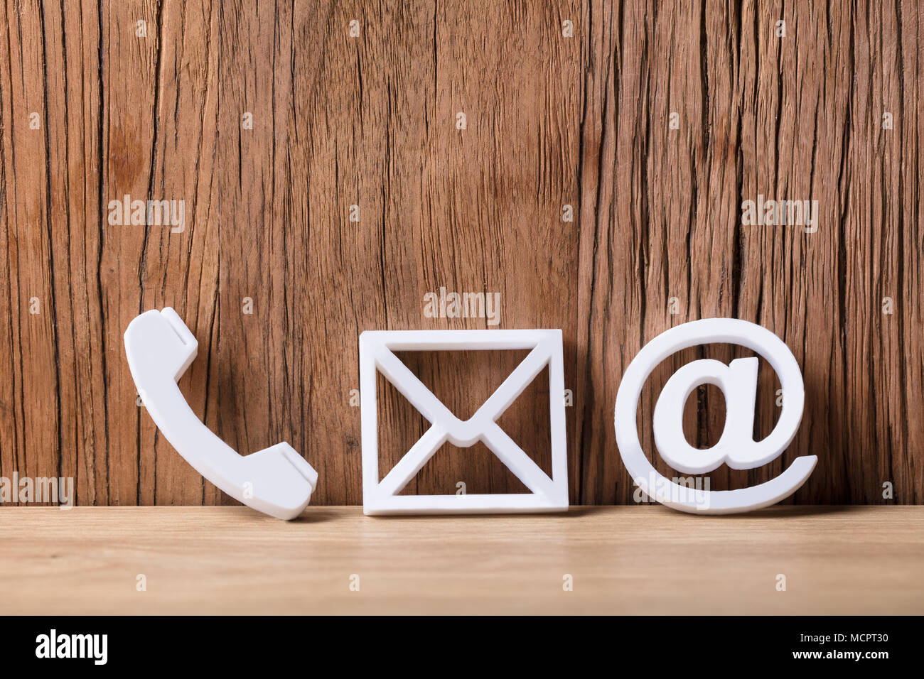 Website contact us symbol icons hi-res stock photography and images - Alamy
