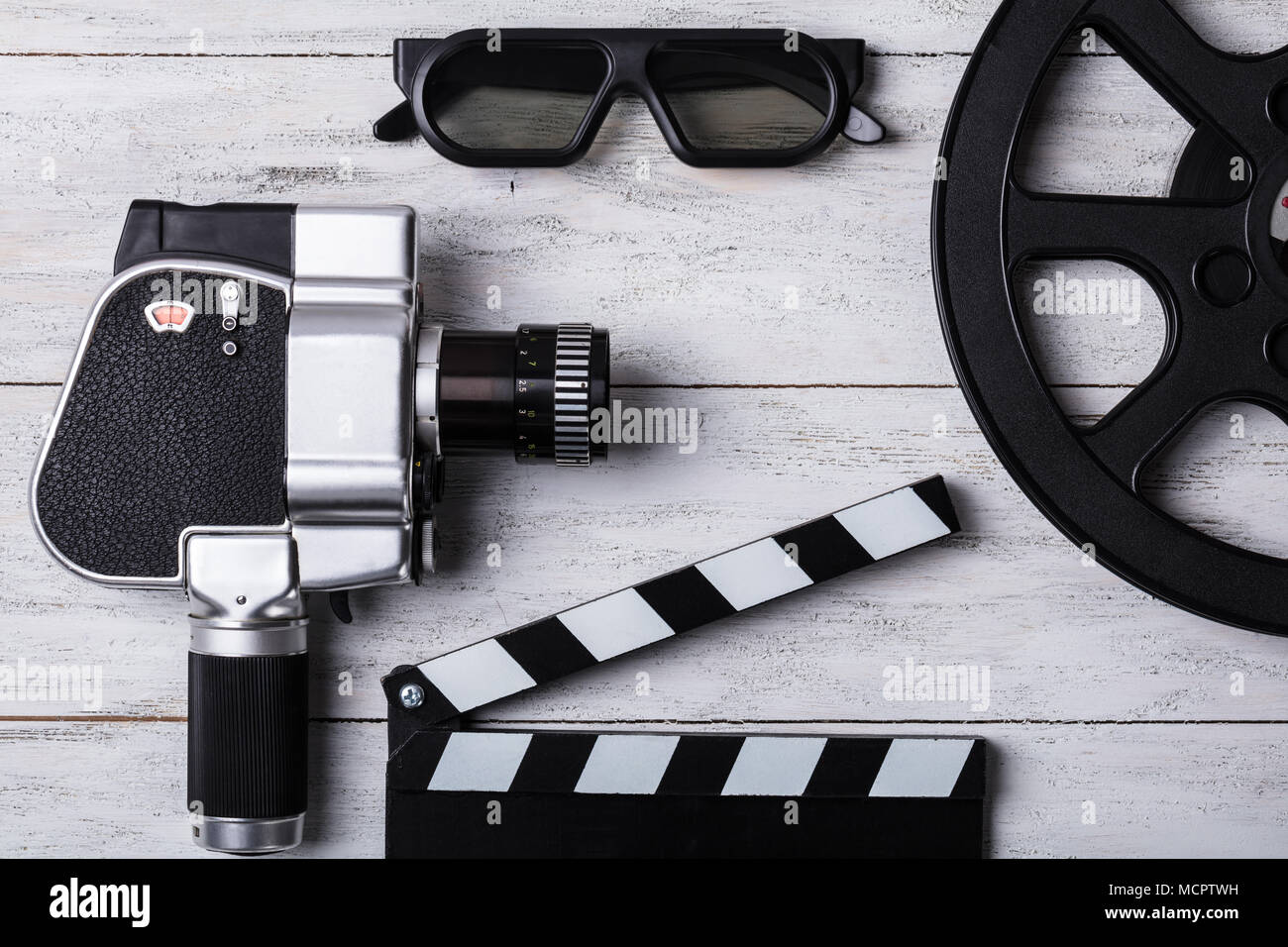 Clapper board clap board film set hi-res stock photography and images ...