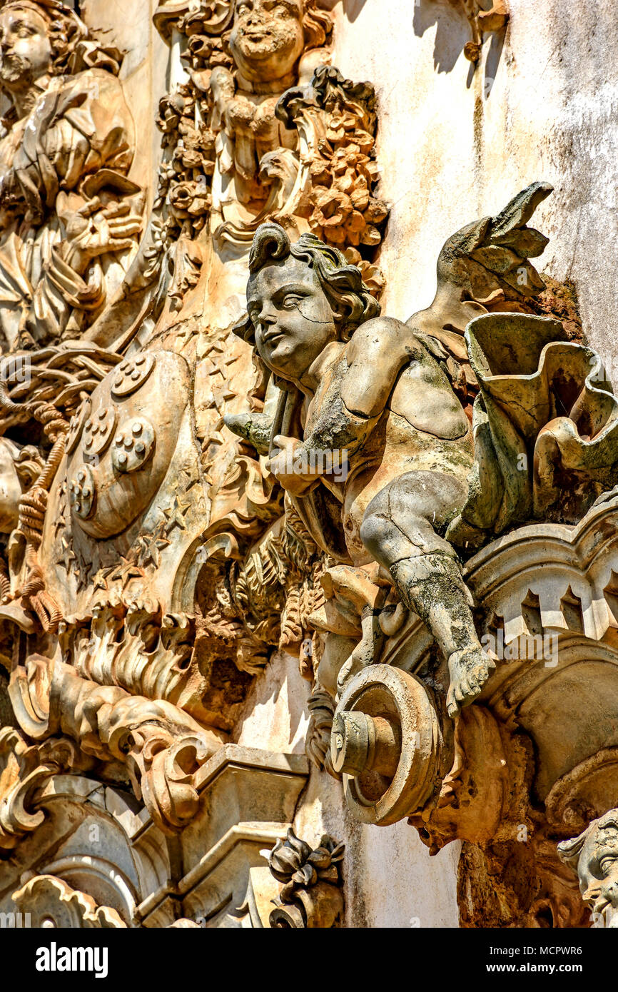 Historic baroque statues hi-res stock photography and images - Alamy