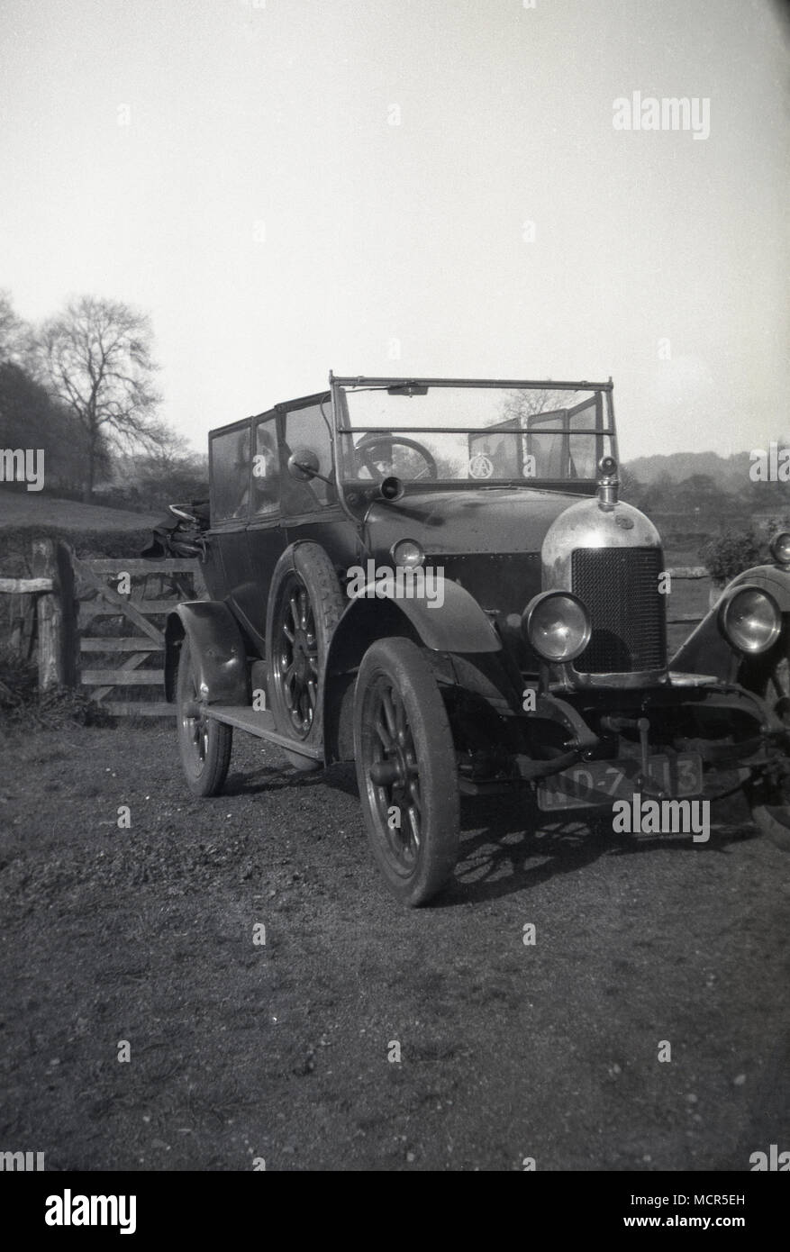 Morris oxford car hi-res stock photography and images - Alamy