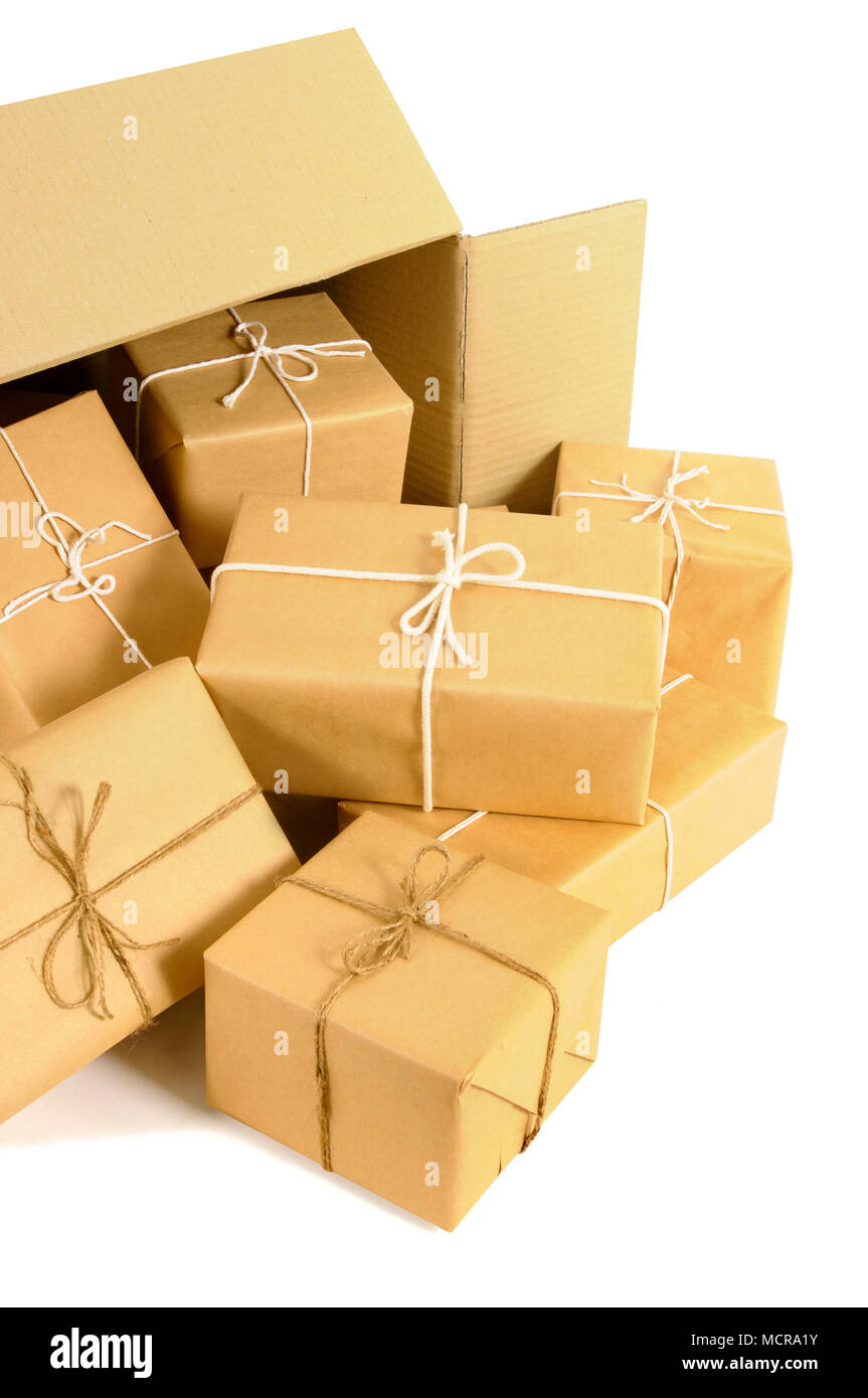 Cardboard shipping box hi-res stock photography and images - Alamy