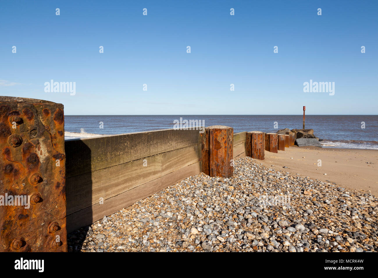 Wooden sea defences hi-res stock photography and images - Alamy