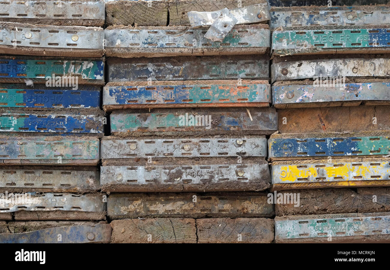 Scaffolding board hi-res stock photography and images - Alamy