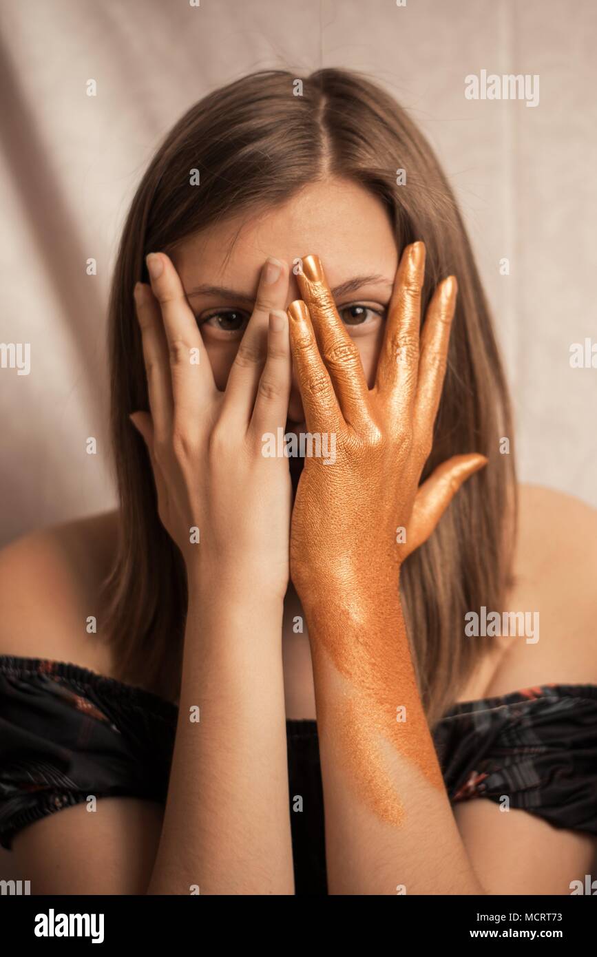 Golden models hi-res stock photography and images - Alamy