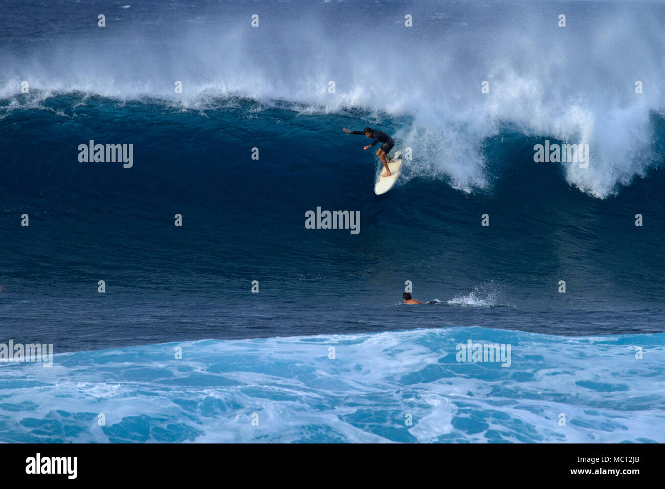 Surfer at Ho'okipa, Maui, Hawaii Stock Photo - Alamy