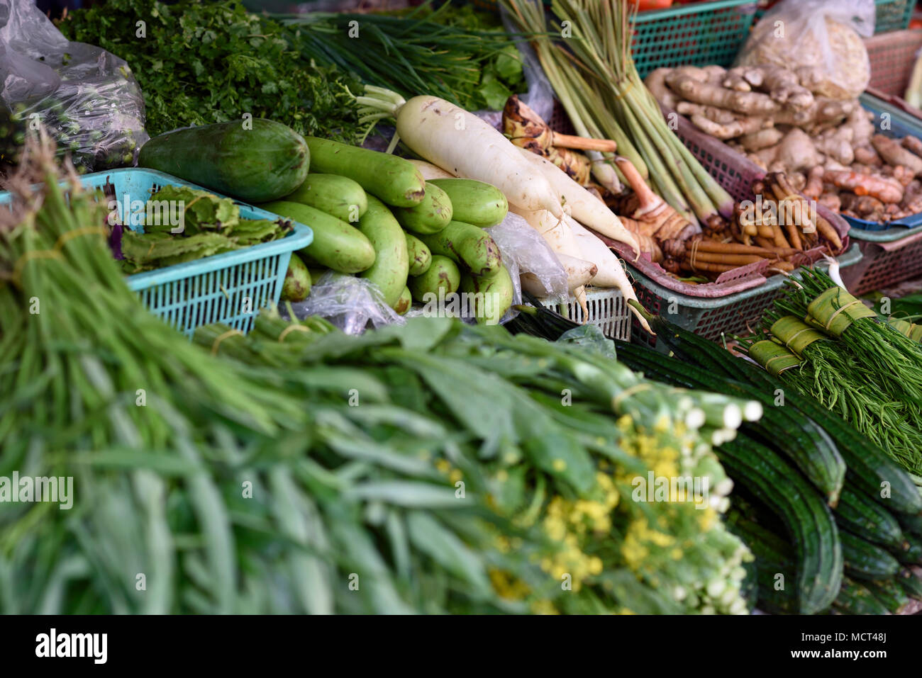 Fresh thai herbs vegetables hi-res stock photography and images - Alamy