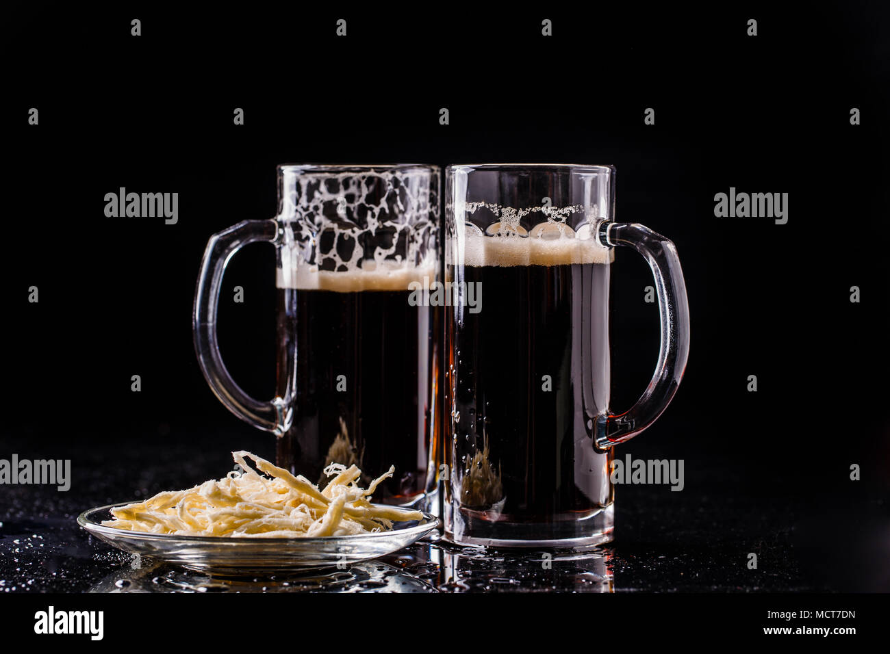 Two bier mugs hi-res stock photography and images - Alamy