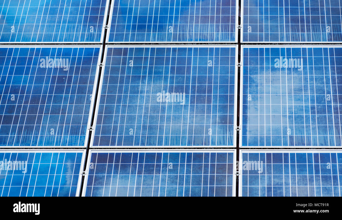 Shining sun on solar panels hi-res stock photography and images - Alamy