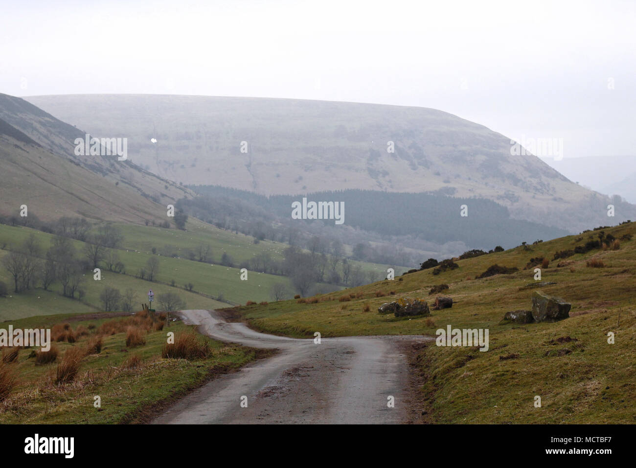 Gospel pass wales hi-res stock photography and images - Alamy