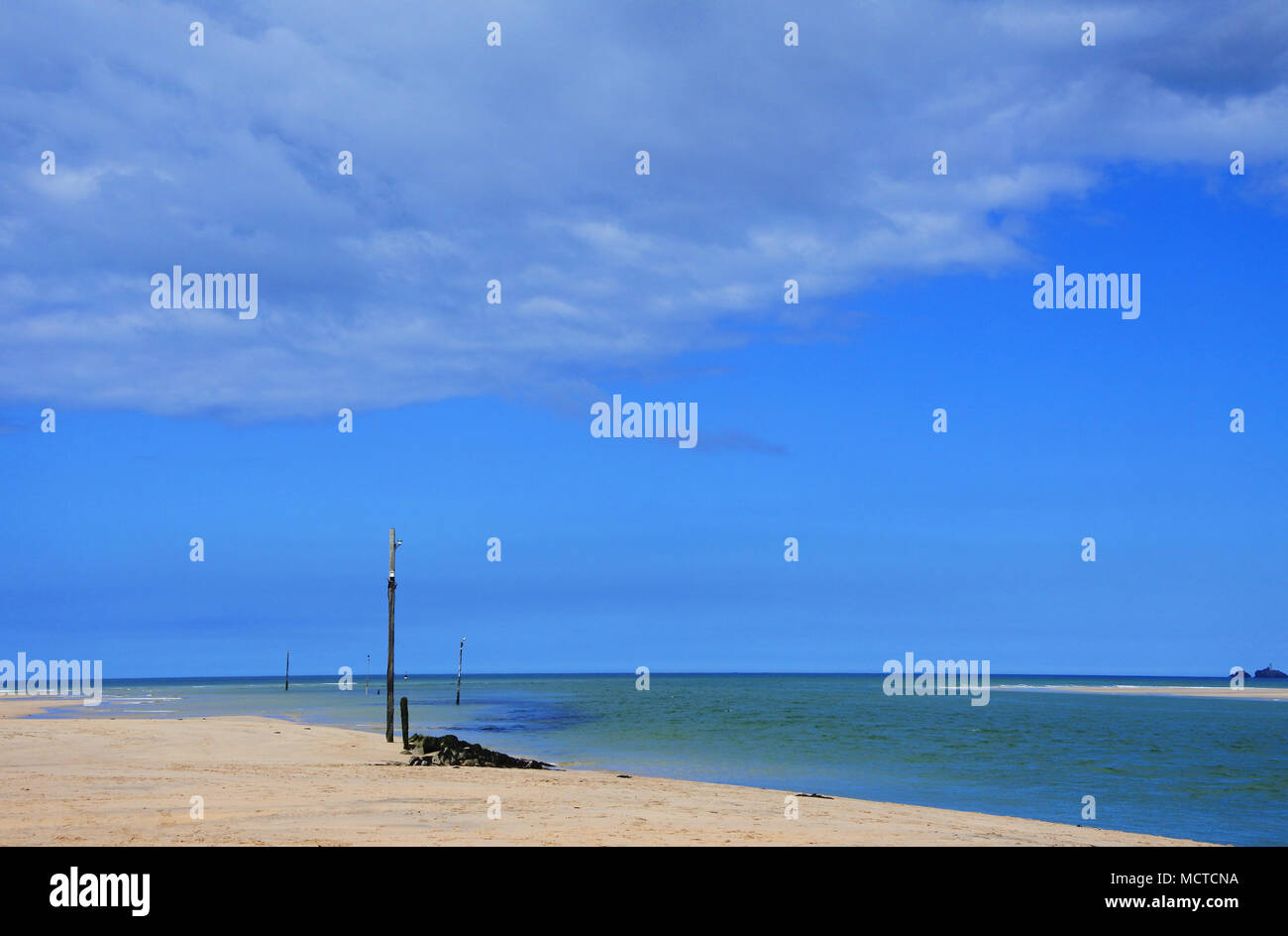 Hayle beach cornwall hi-res stock photography and images - Alamy