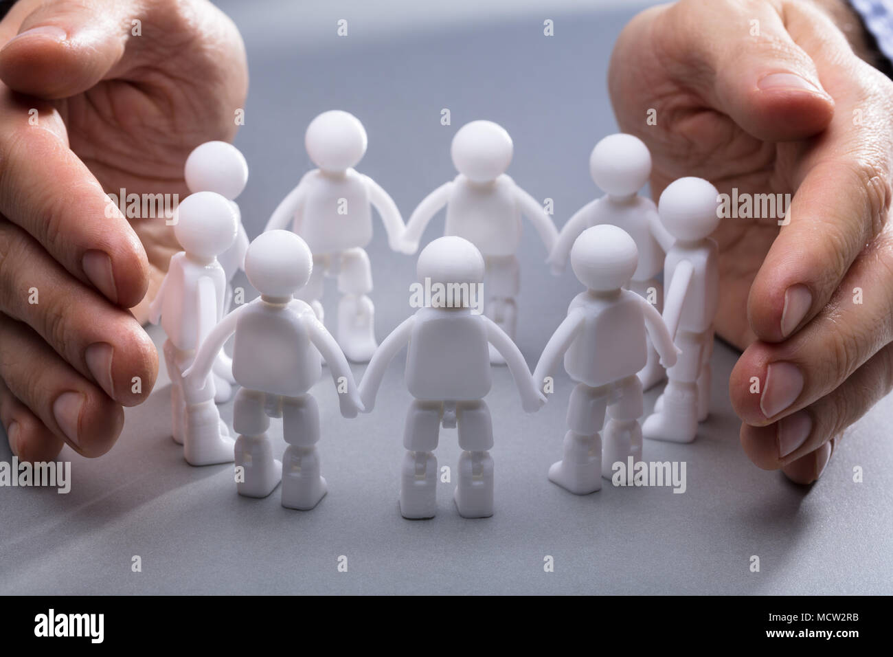 Miniature human figures hi-res stock photography and images - Alamy