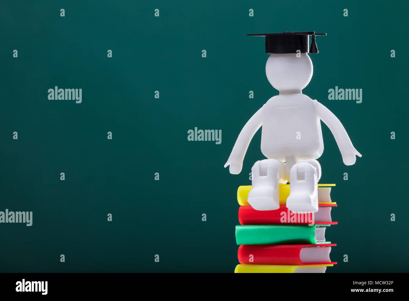 Human figure with hat hi-res stock photography and images - Alamy