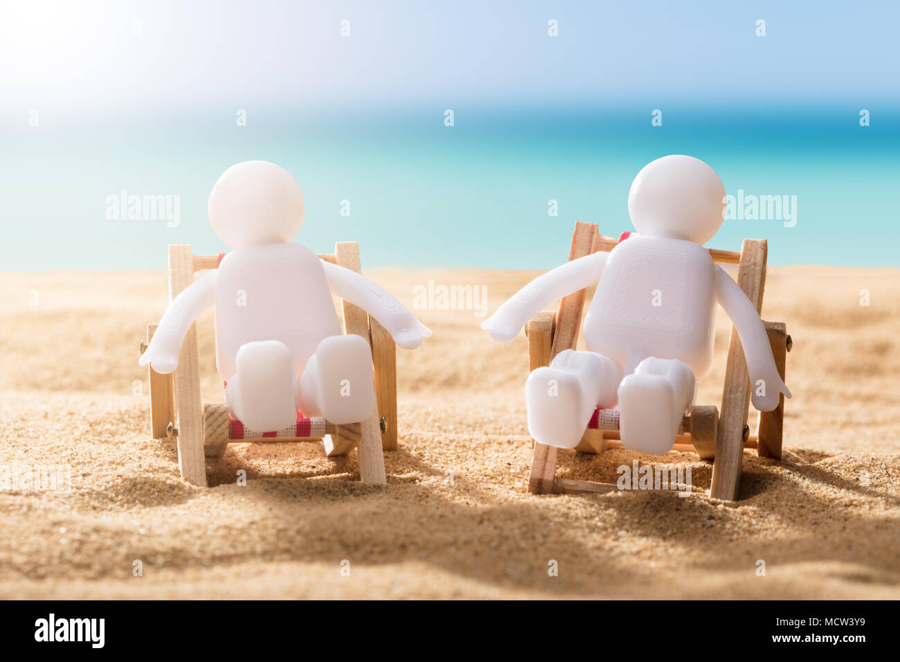 Human shadow on beach hi-res stock photography and images - Alamy