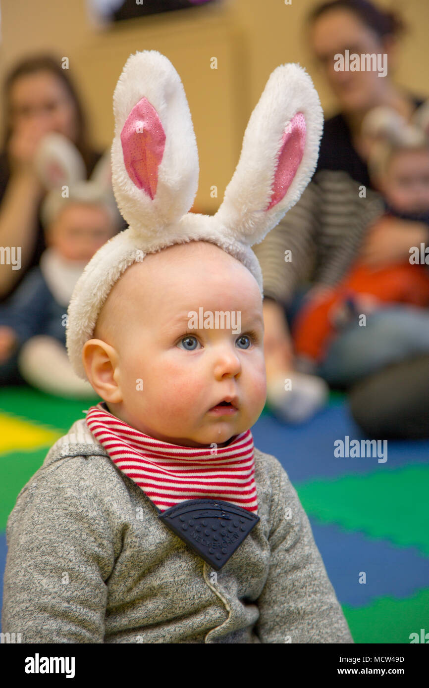 Mother and baby toddler group, UK Stock Photo - Alamy