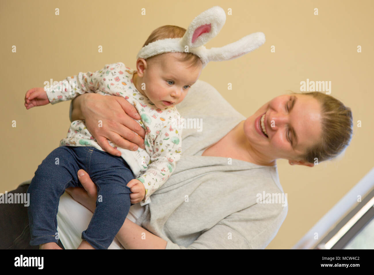 Baby sensory class uk hi-res stock photography and images - Alamy