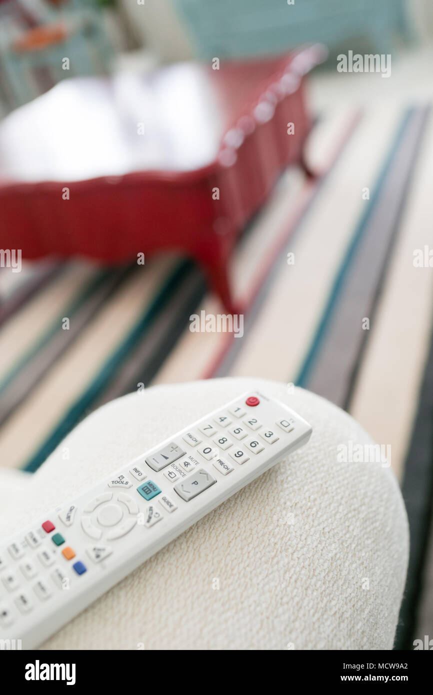 Switching off tv hi-res stock photography and images - Alamy