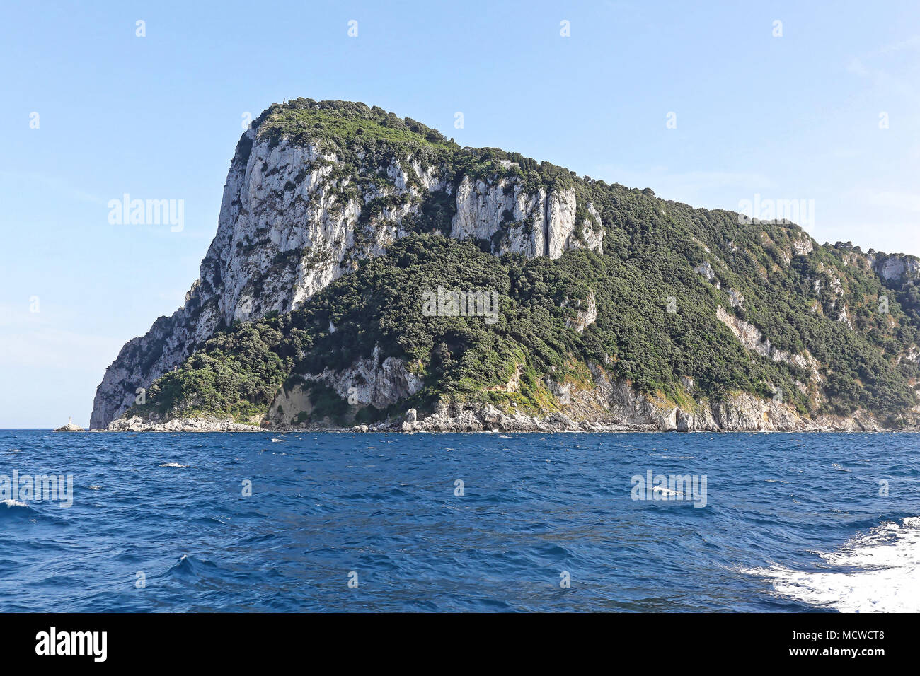 Big cliff hi-res stock photography and images - Alamy