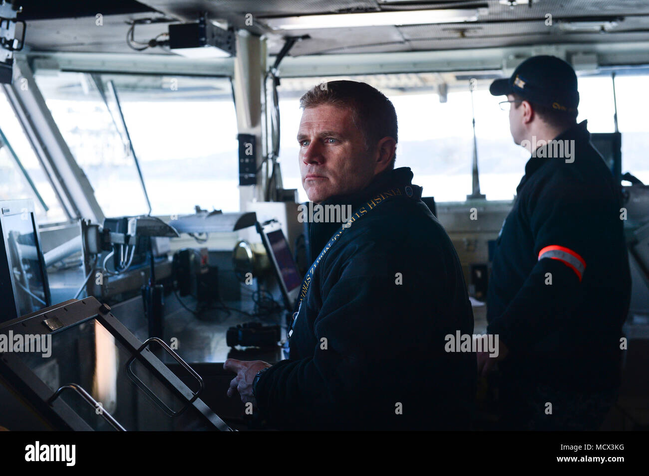 Executive Officer Of The Aircraft Carrier Uss Nimitz Cvn 68 High ...