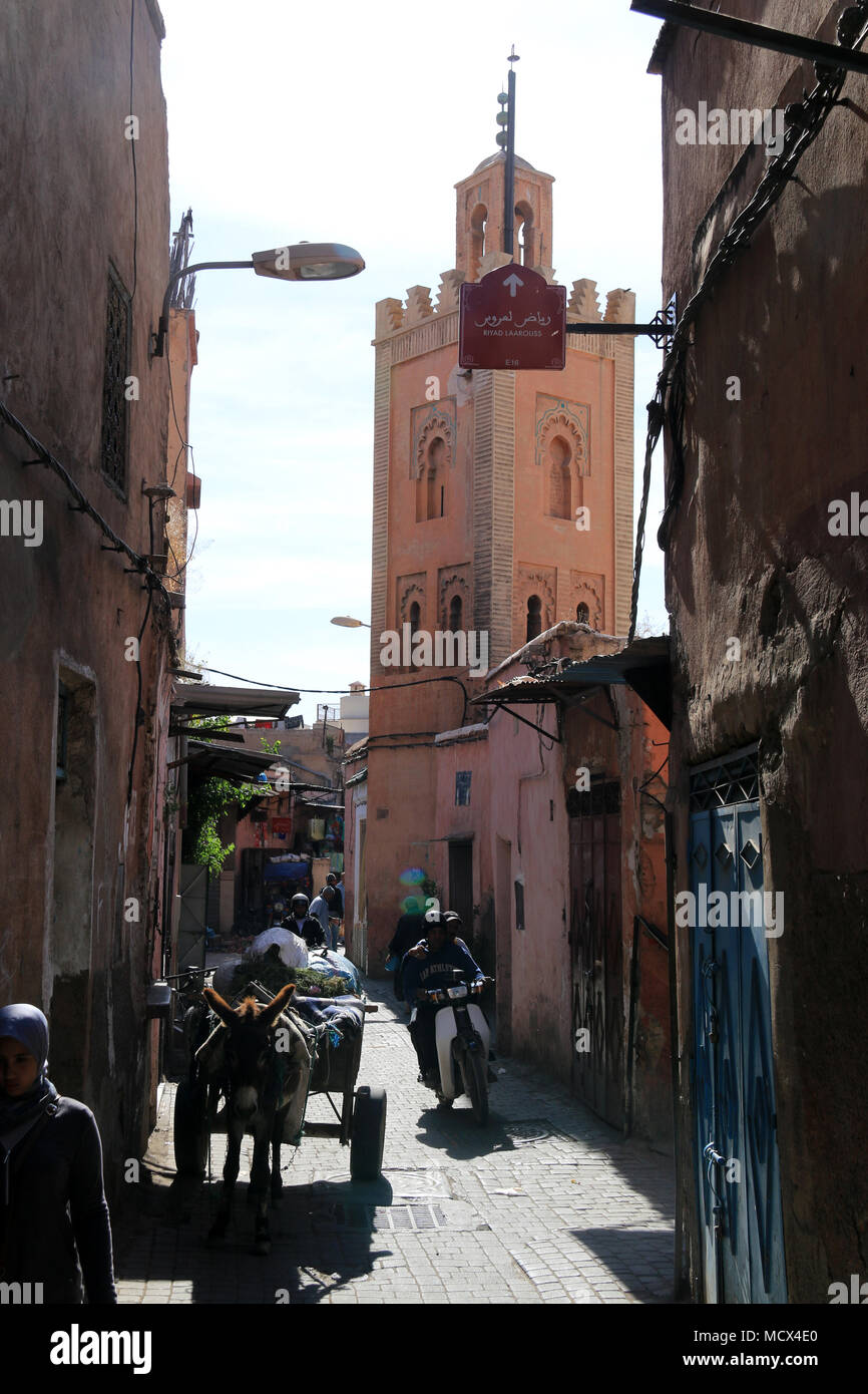 Moped and cart hi-res stock photography and images - Alamy