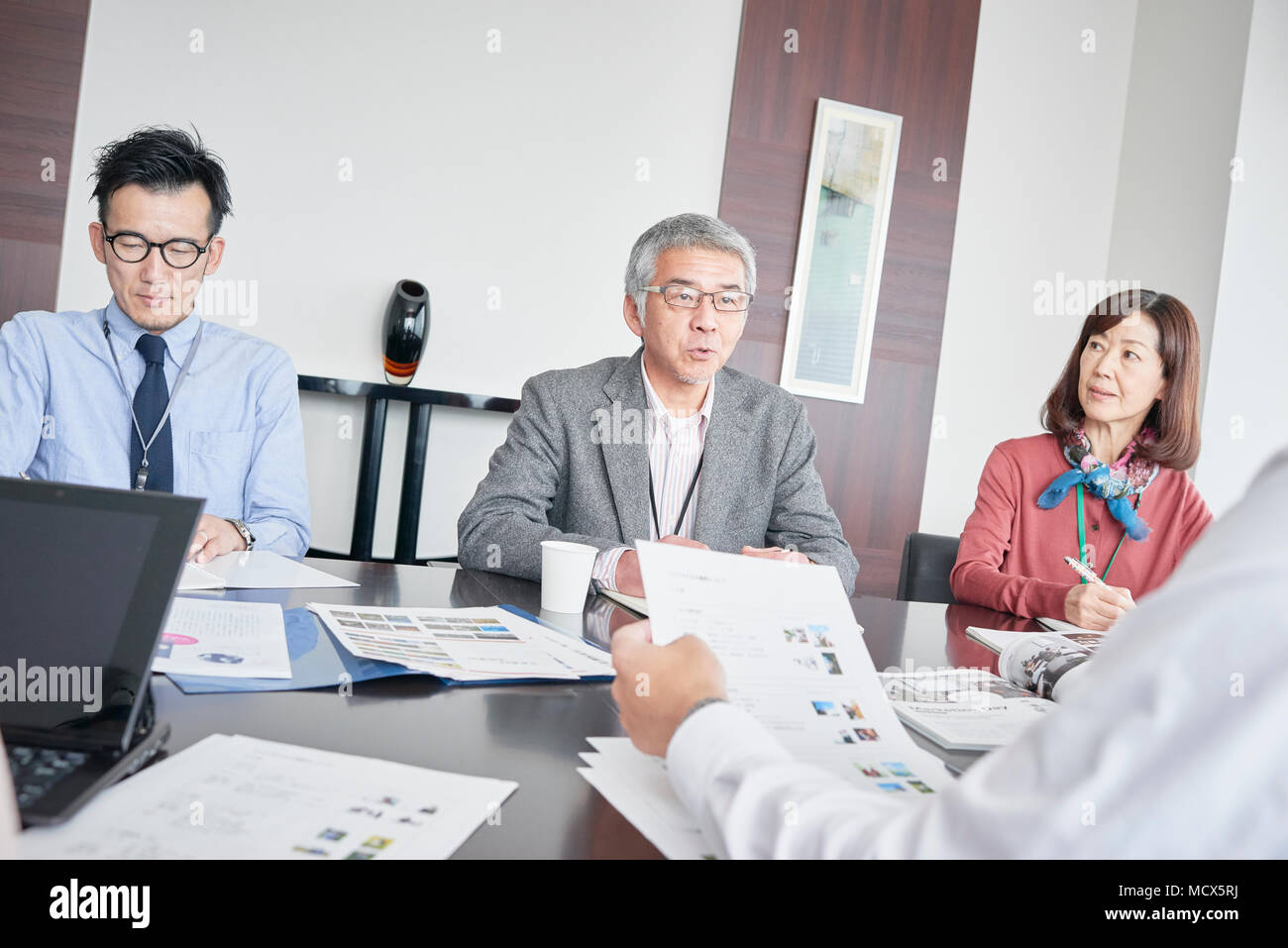 Messy conference room table hi-res stock photography and images - Alamy