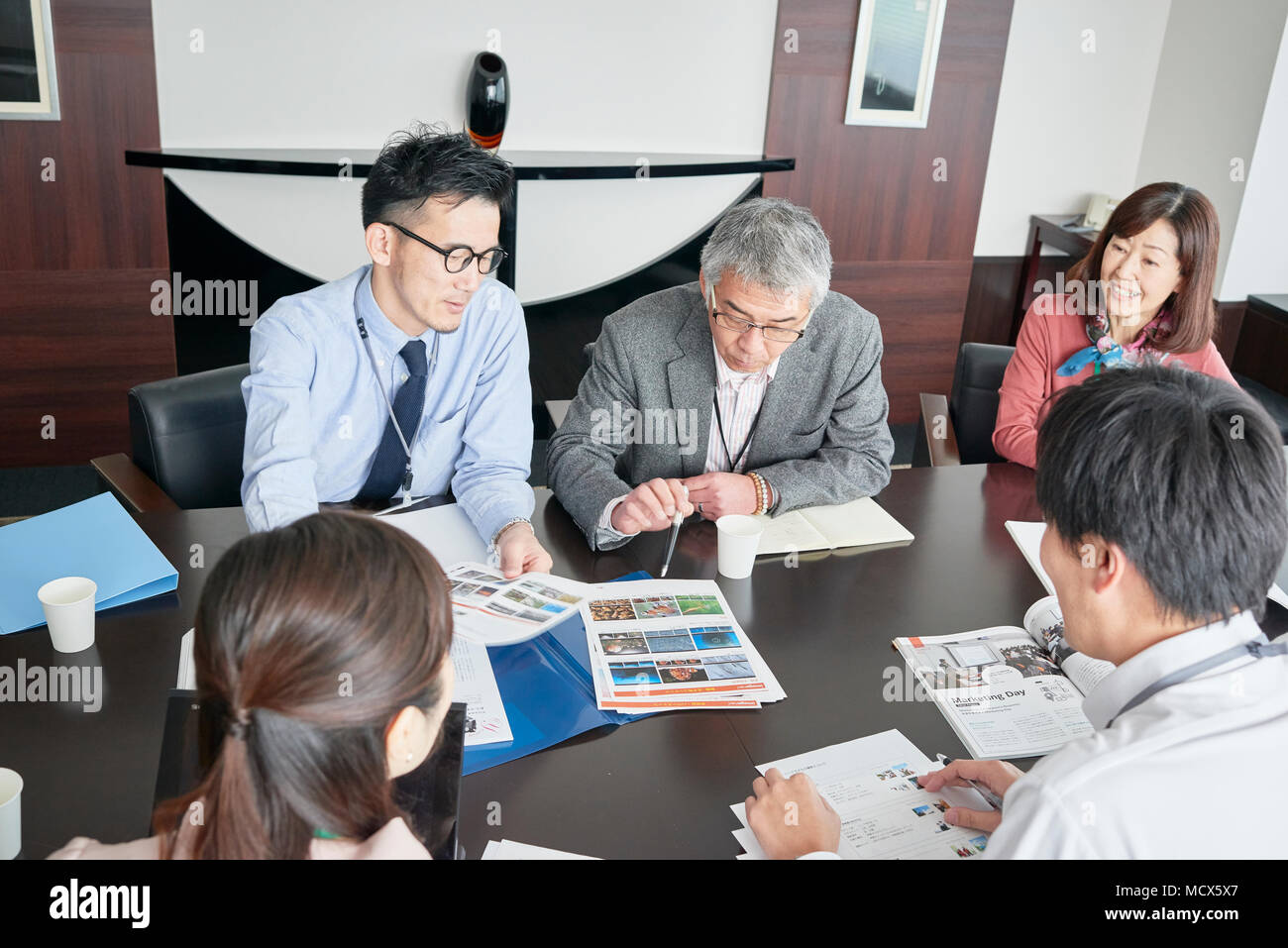 Messy conference room table hi-res stock photography and images - Alamy