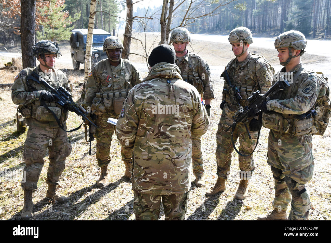 7th parachute regiment royal horse artillery hi-res stock photography ...