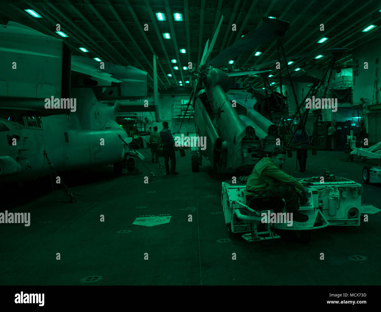 Dolly shoot hi-res stock photography and images - Alamy