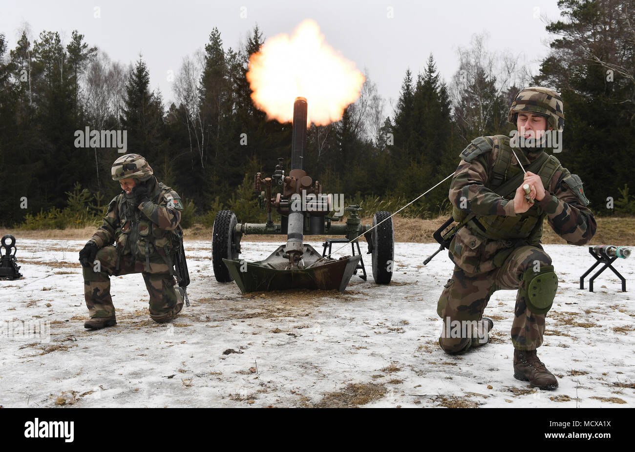 French mortar teams from 1st Platoon, 4 Company, 68 Africa Artillery ...