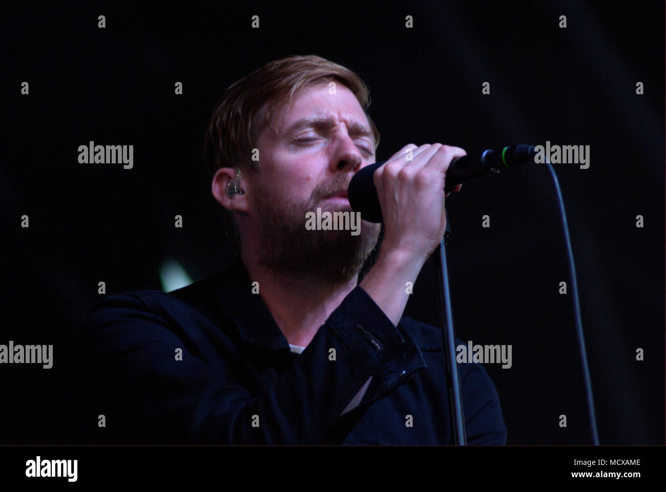 Members the kaiser chiefs hi-res stock photography and images - Alamy