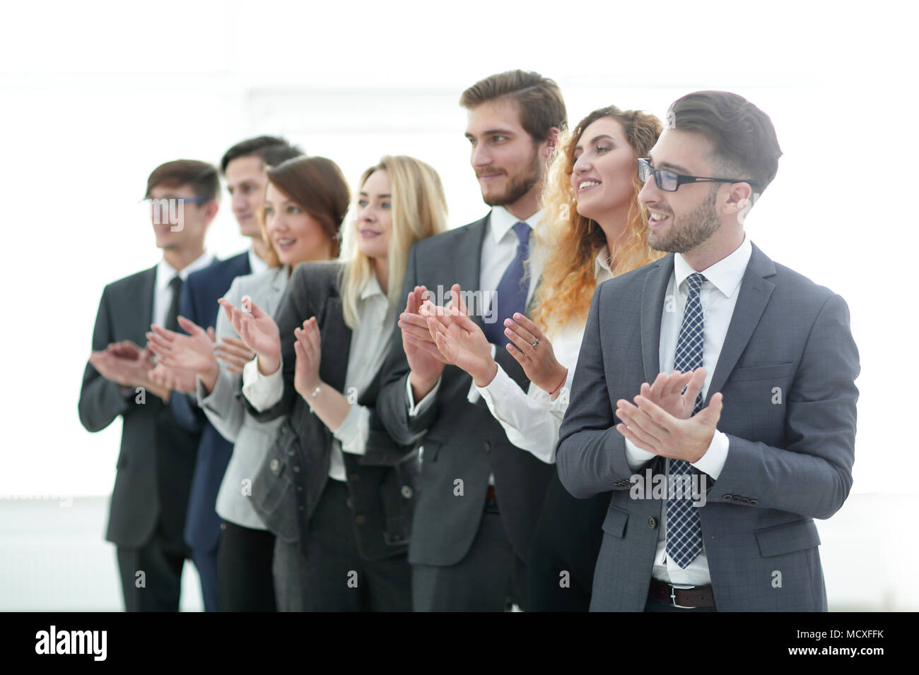 group of business people applauding isolated Stock Photo - Alamy
