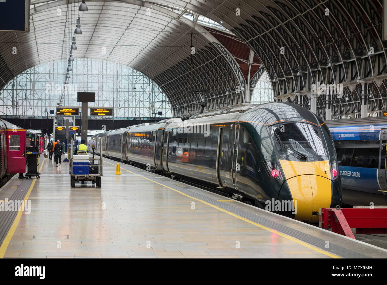 Hitachi built Class 800 Intercity Express Train at Paddington Station ...