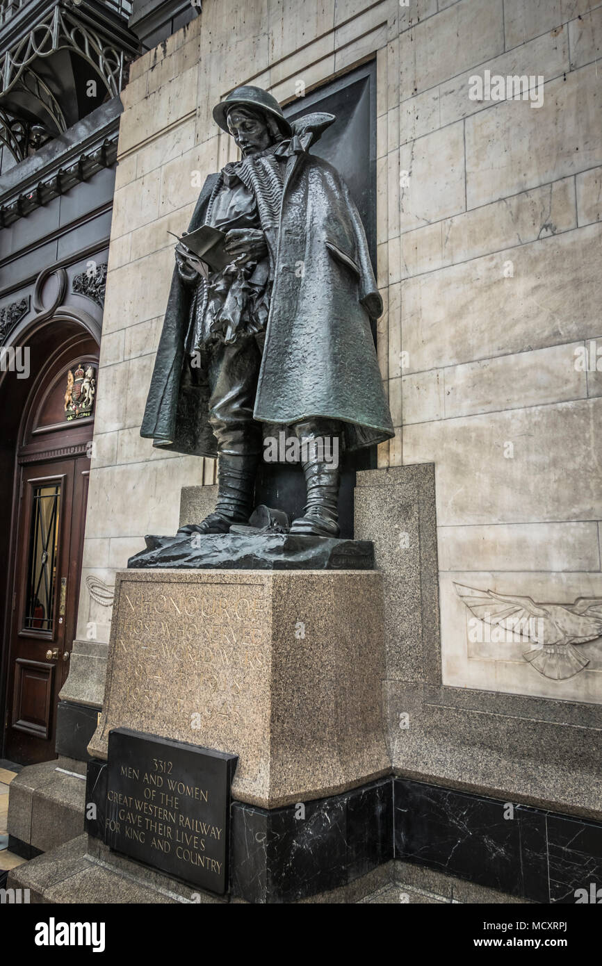 Charles sargeant jagger statue hi-res stock photography and images - Alamy