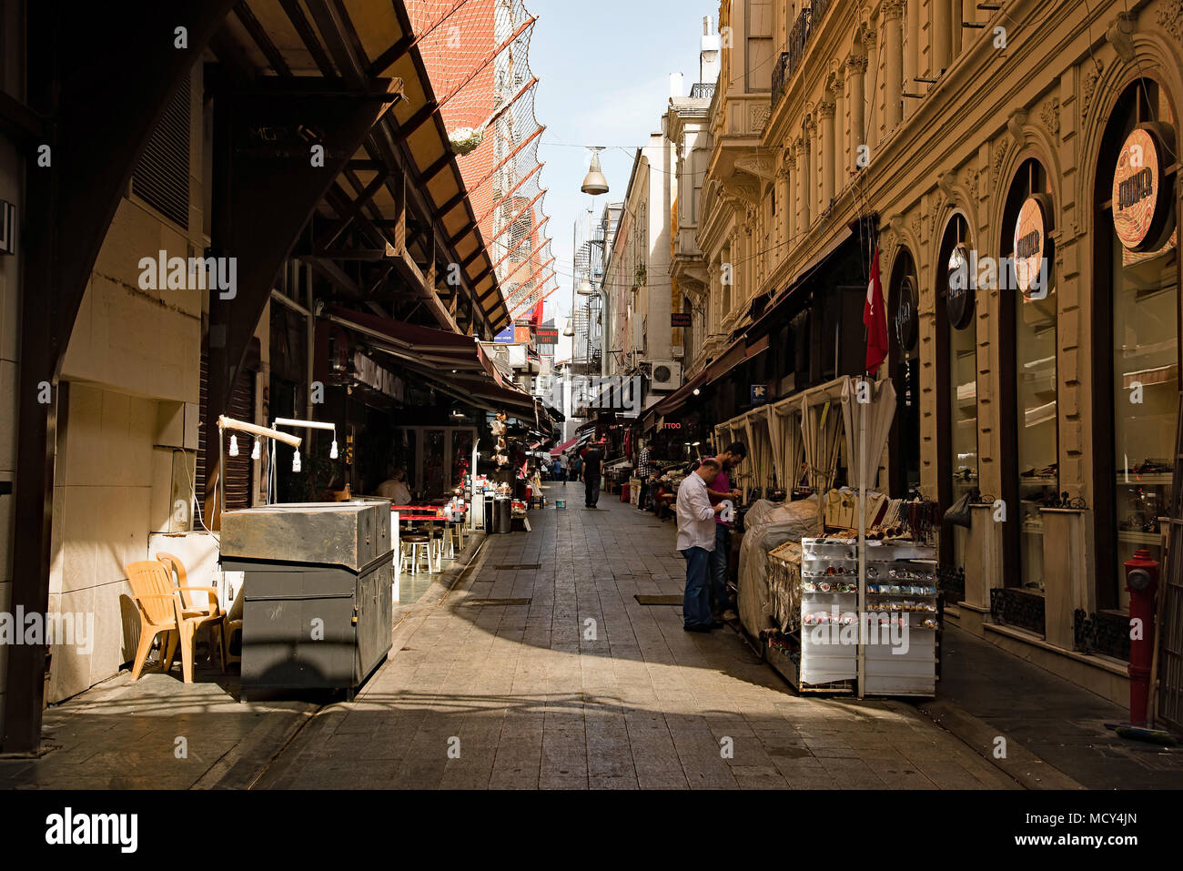 Street scenes of urban life in Istanbul, Turkey Stock Photo - Alamy