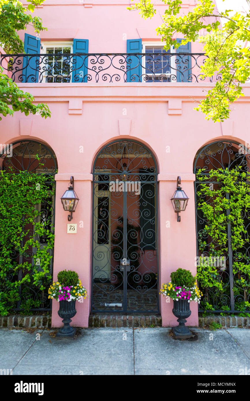 Rainbow row charleston south carolina hi-res stock photography and ...