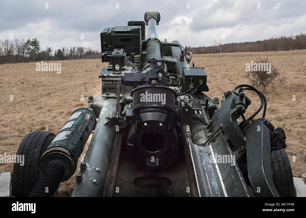 US Army gunners from Archer Battery, 2nd platoon, 4th section, Field ...