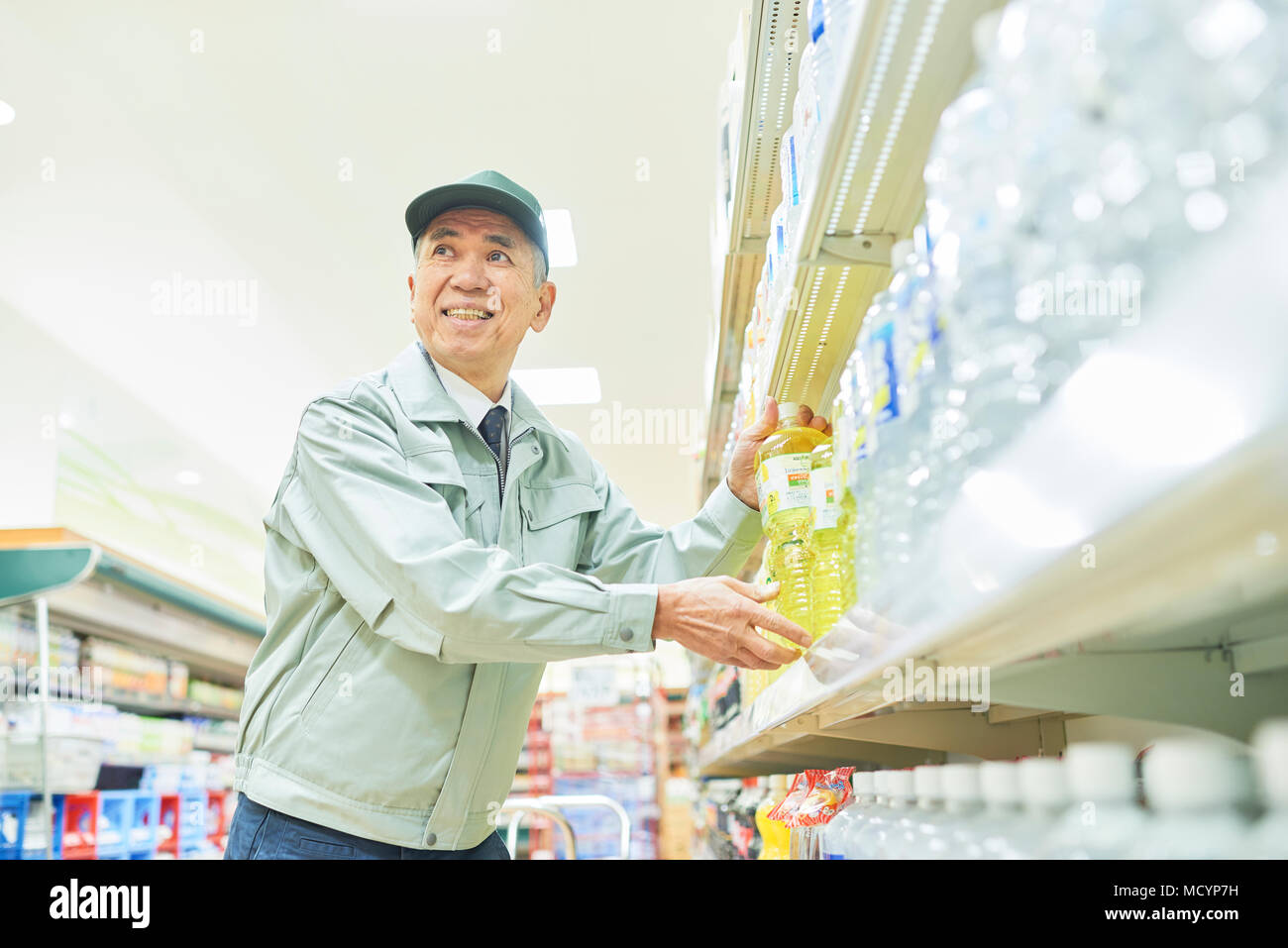 Restock hi-res stock photography and images - Alamy