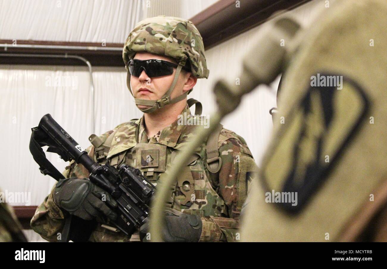 Humvee rollover training hi-res stock photography and images - Alamy