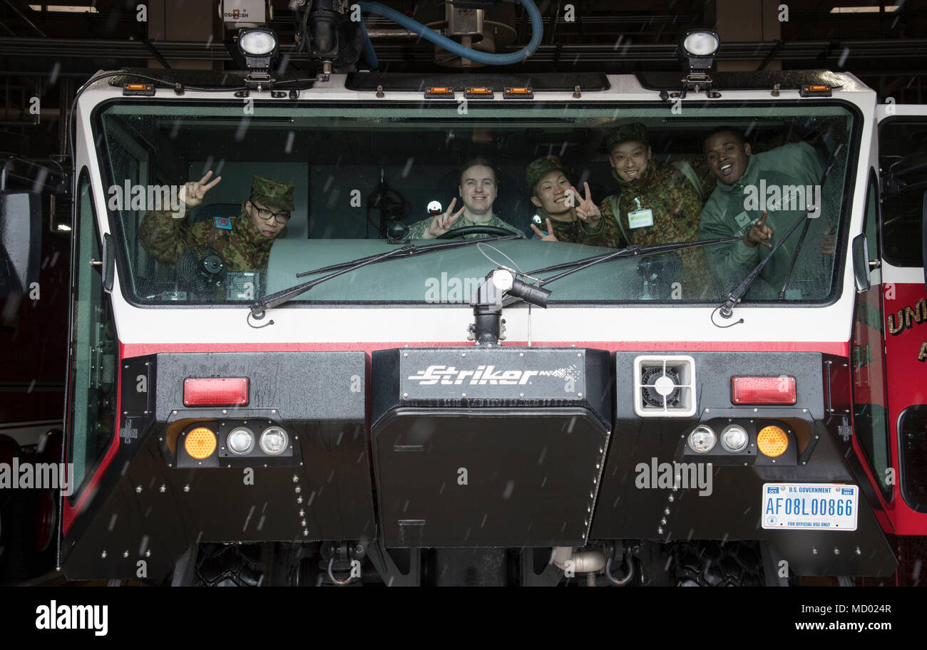 PHOTO DETAILS / DOWNLOAD HI-RES 5 of 7 Japan Ground Self-Defense Force ...