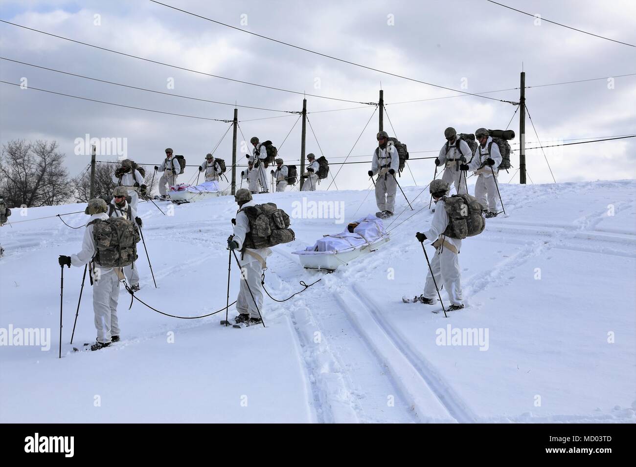 Students in the Cold-Weather Operations Course (CWOC) Class 18-06 ...