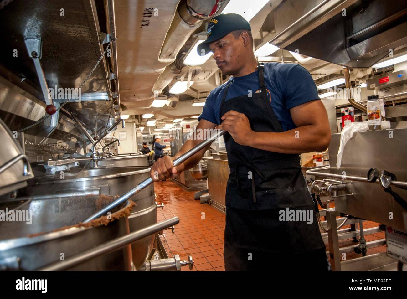 180306-N-OH958-0028 NORFOLK, Va (March 6, 2018) Culinary Specialist 2nd ...