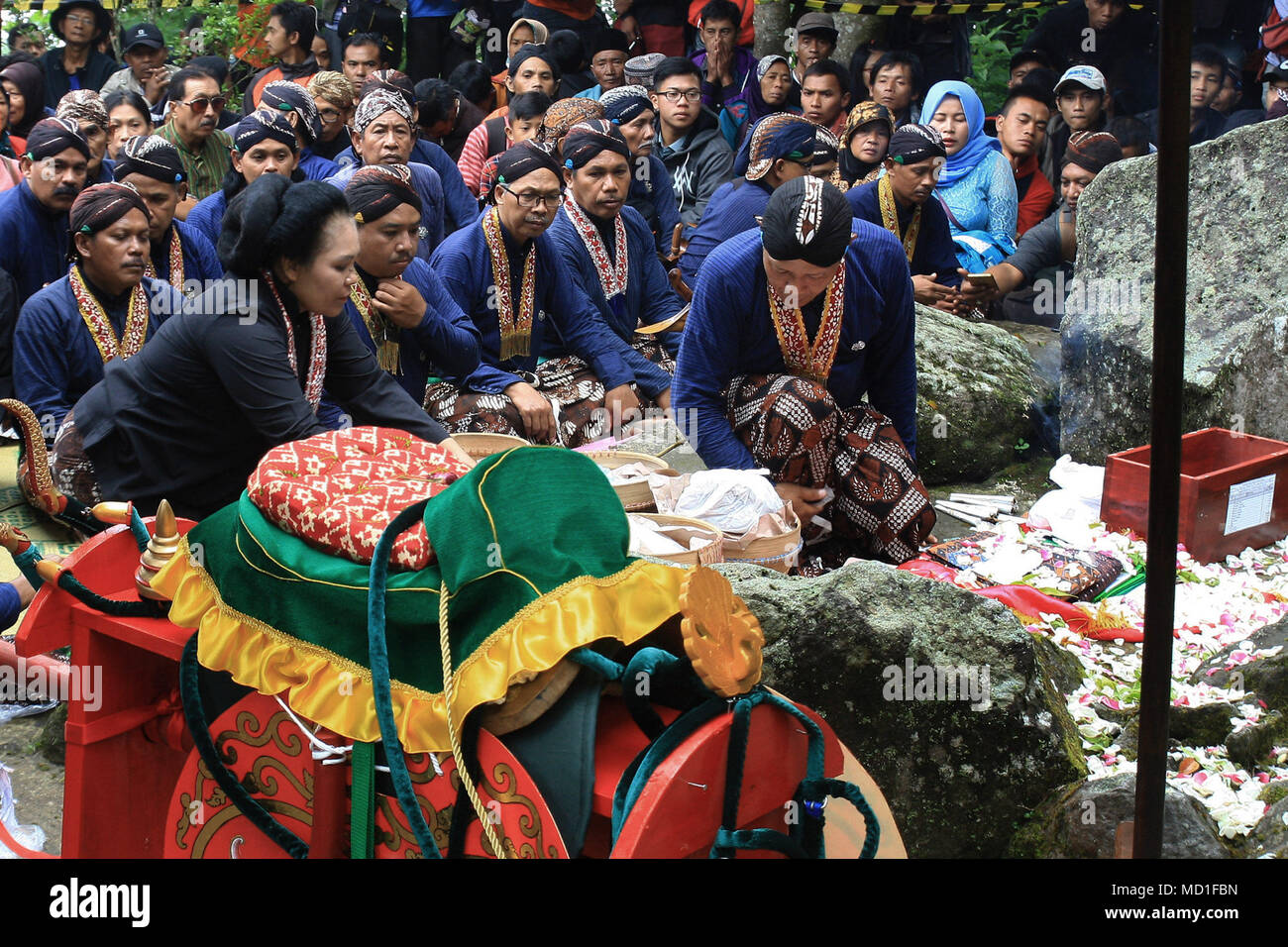 Labuhan ceremony hi-res stock photography and images - Alamy
