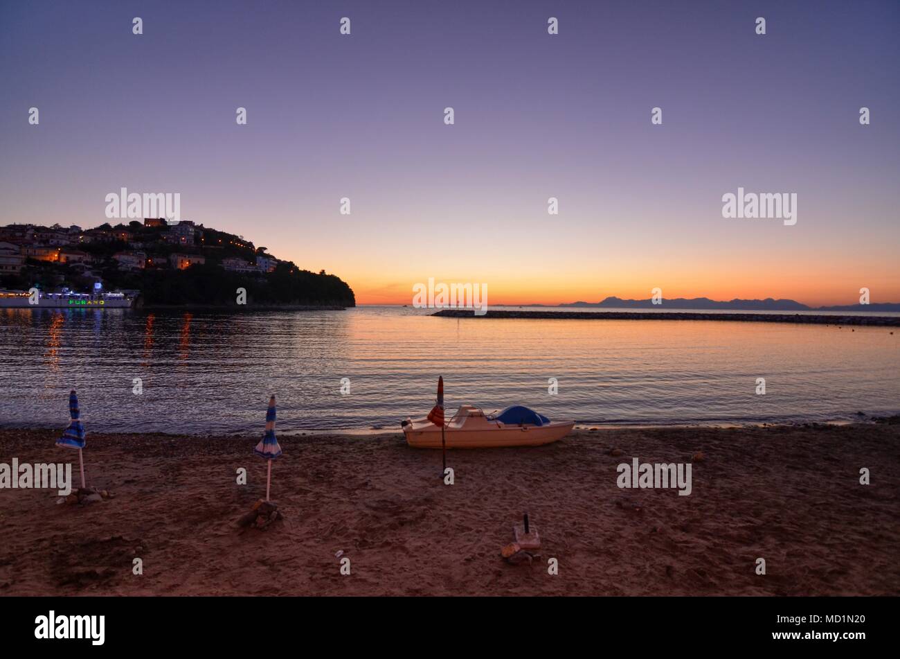 Agropoli italy beach hi-res stock photography and images - Alamy
