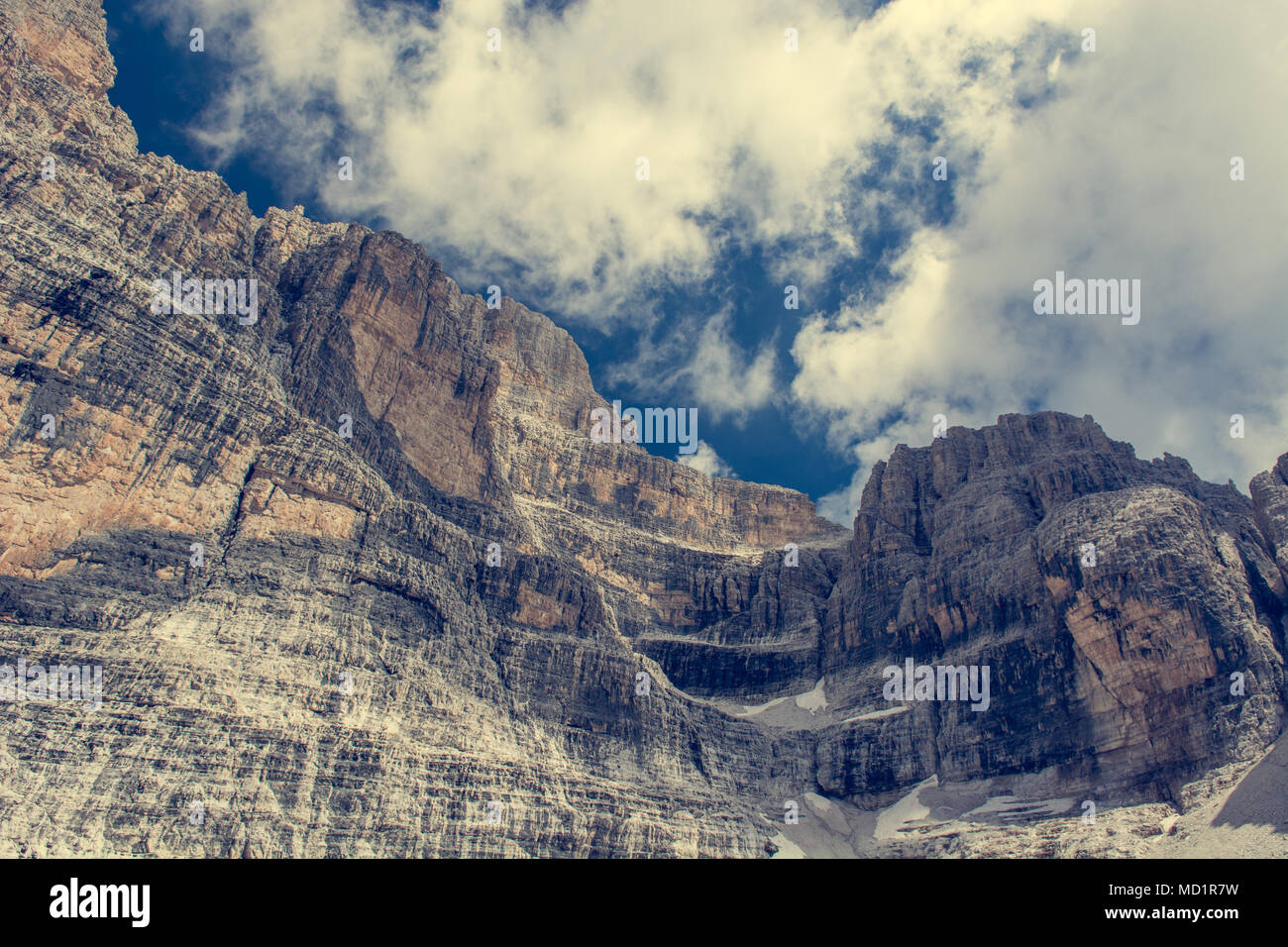 Cauldron like hi-res stock photography and images - Alamy