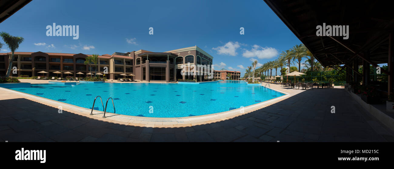 Luxury Resort Swimming Pool Side Stock Photo - Alamy