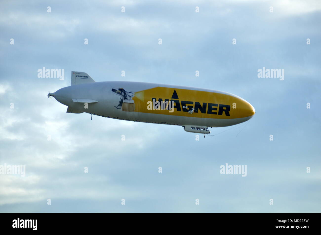 Flying zeppelin hi-res stock photography and images - Alamy