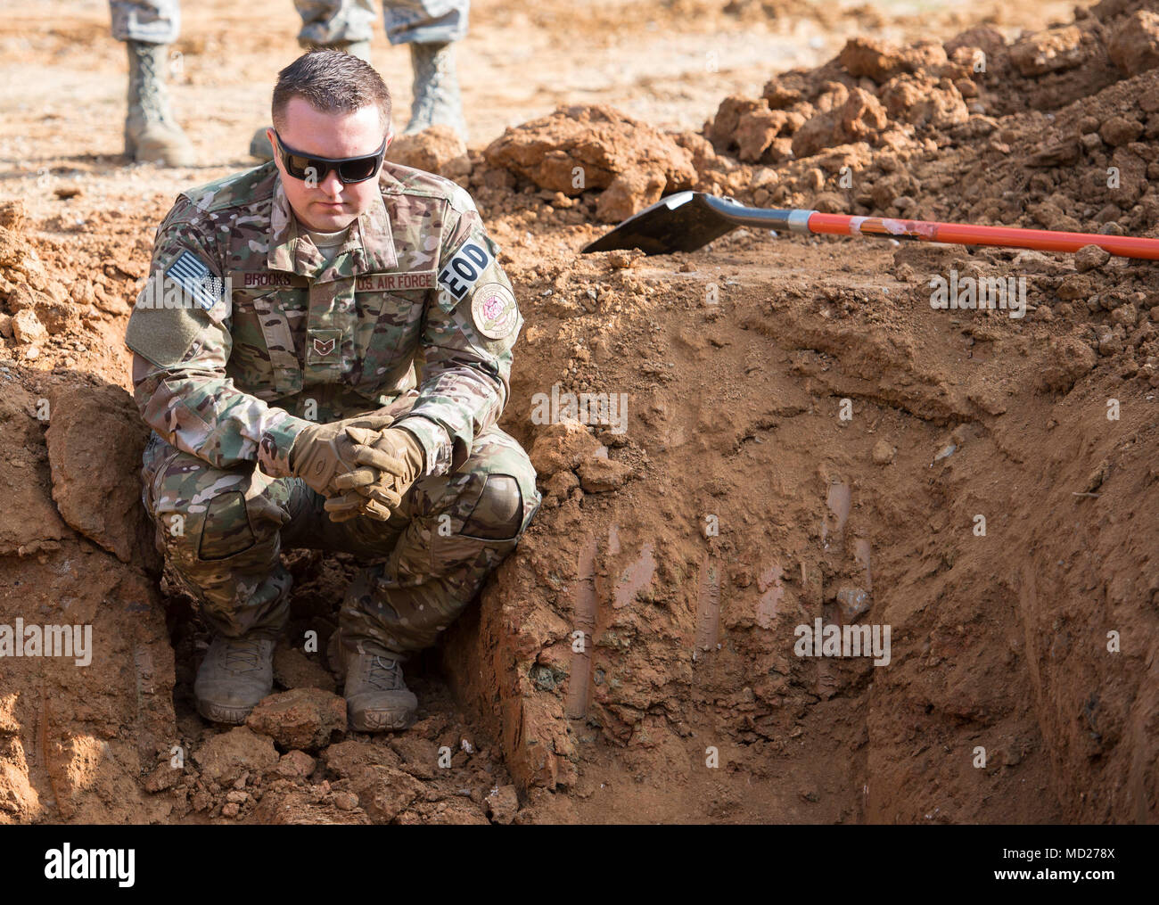 18th civil engineer squadron explosive ordnance disposal hi-res stock ...