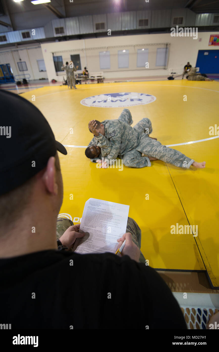 Tactival combatives course hi-res stock photography and images - Alamy