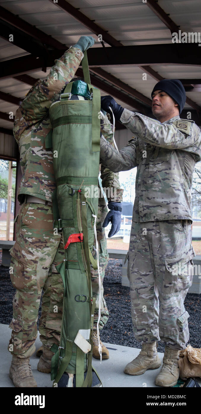 Airborne school hi-res stock photography and images - Alamy