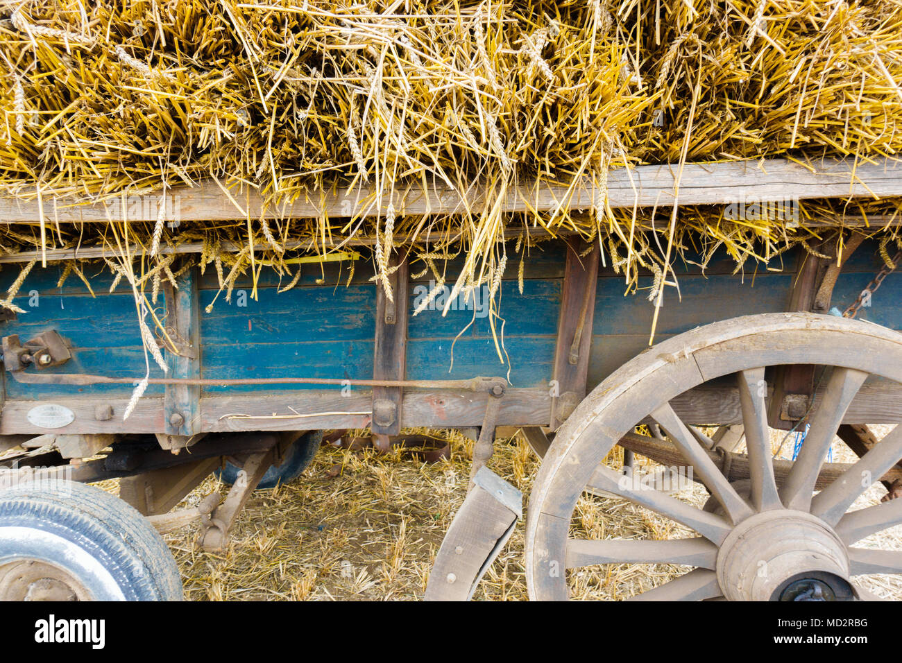 Old fashioned hay cart hi-res stock photography and images - Alamy